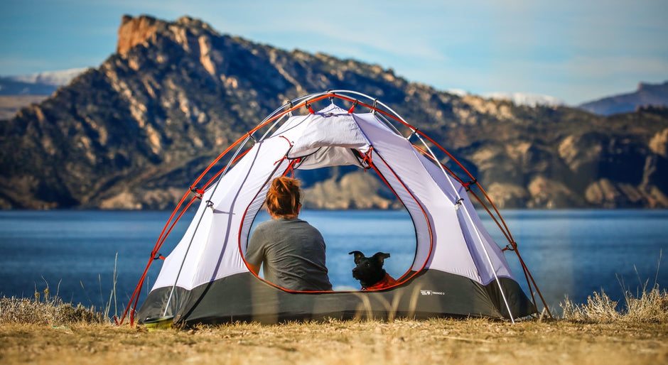 Top 5 Handy Gifts for Camping and Hiking Enthusiasts: Survival Bracele